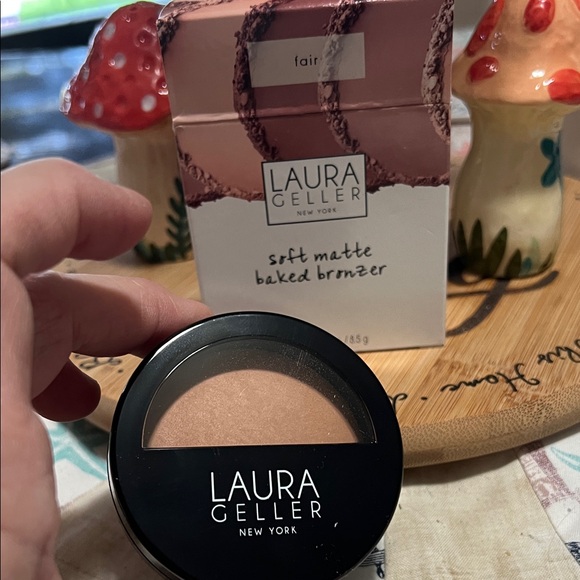 Laura Geller | Makeup | New Laura Geller Soft Matte Baked Bronzer Fair ...